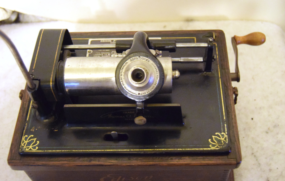 Edison Fireside Phonograph - Plays 2 and 4 minute records for sale