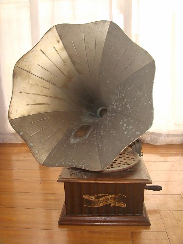 Columbia Disc Graphophones In Japan